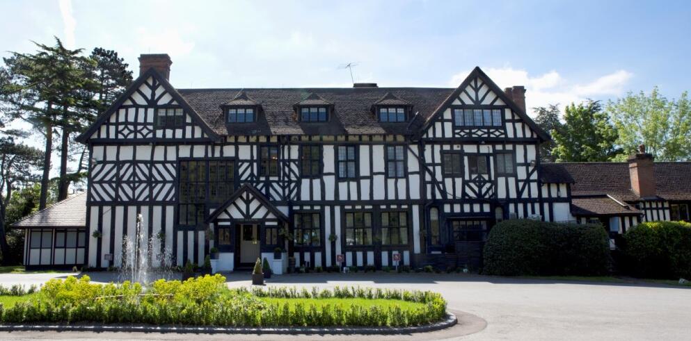 The Manor Elstree
